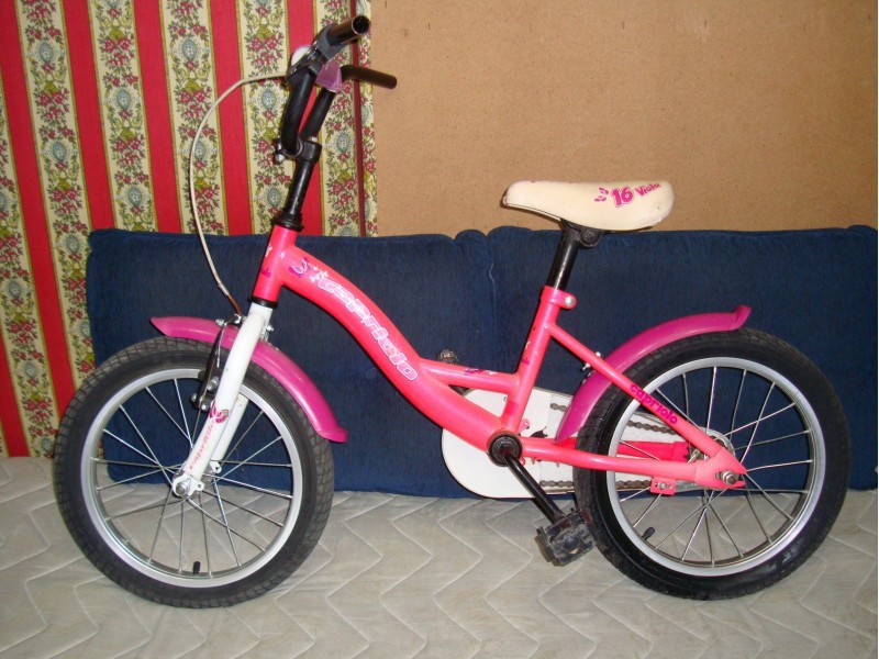 Bicikl (pretezno)za devojcice odlikasice ili vrlo dobre