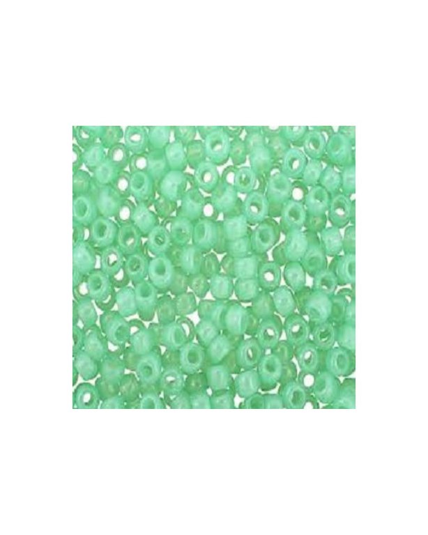 Kašaste perle (seed bead) 6/0 -4 mm pastelna zelena