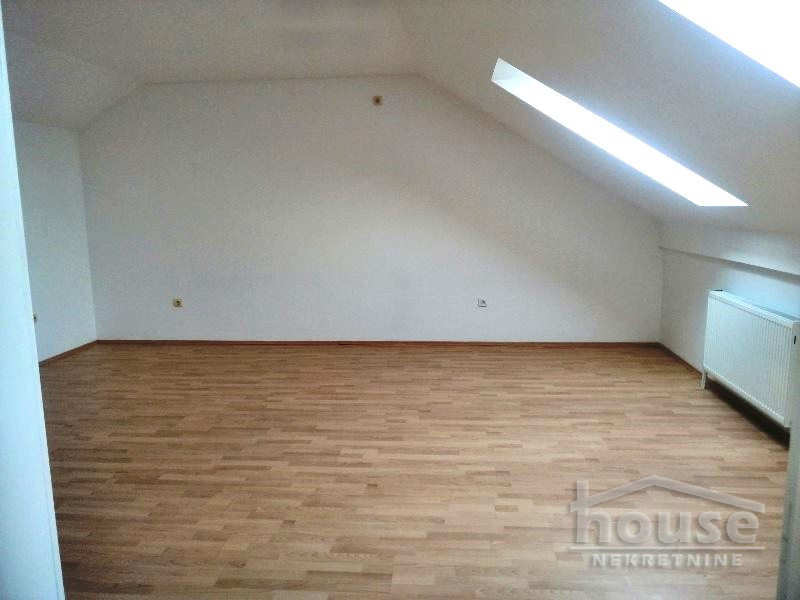 Stan,NOVI SAD,SOCIJALNO 108m2,256470€ , ID: 1056886