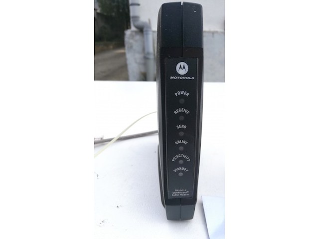 Kablovski modem MOTOROLA SB5101E sa adapterom