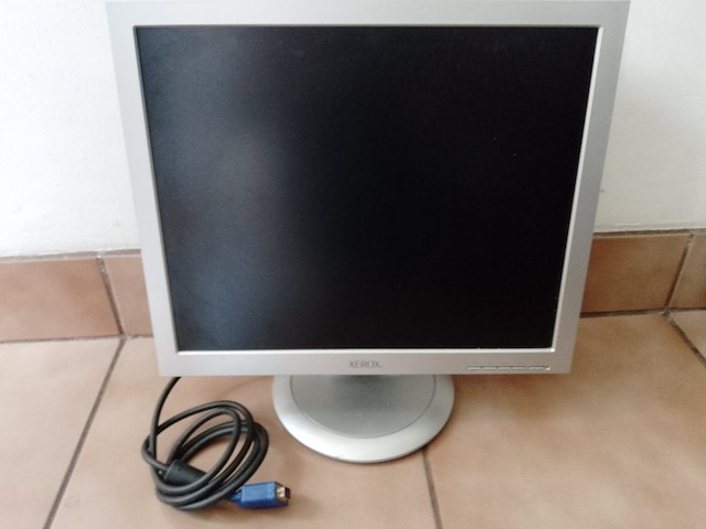 LCD Monitor xerox 17 inča - ODLIČAN