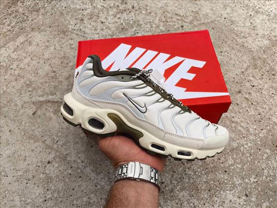 Nike Air Max Plus TN Phantom Cargo Khaki