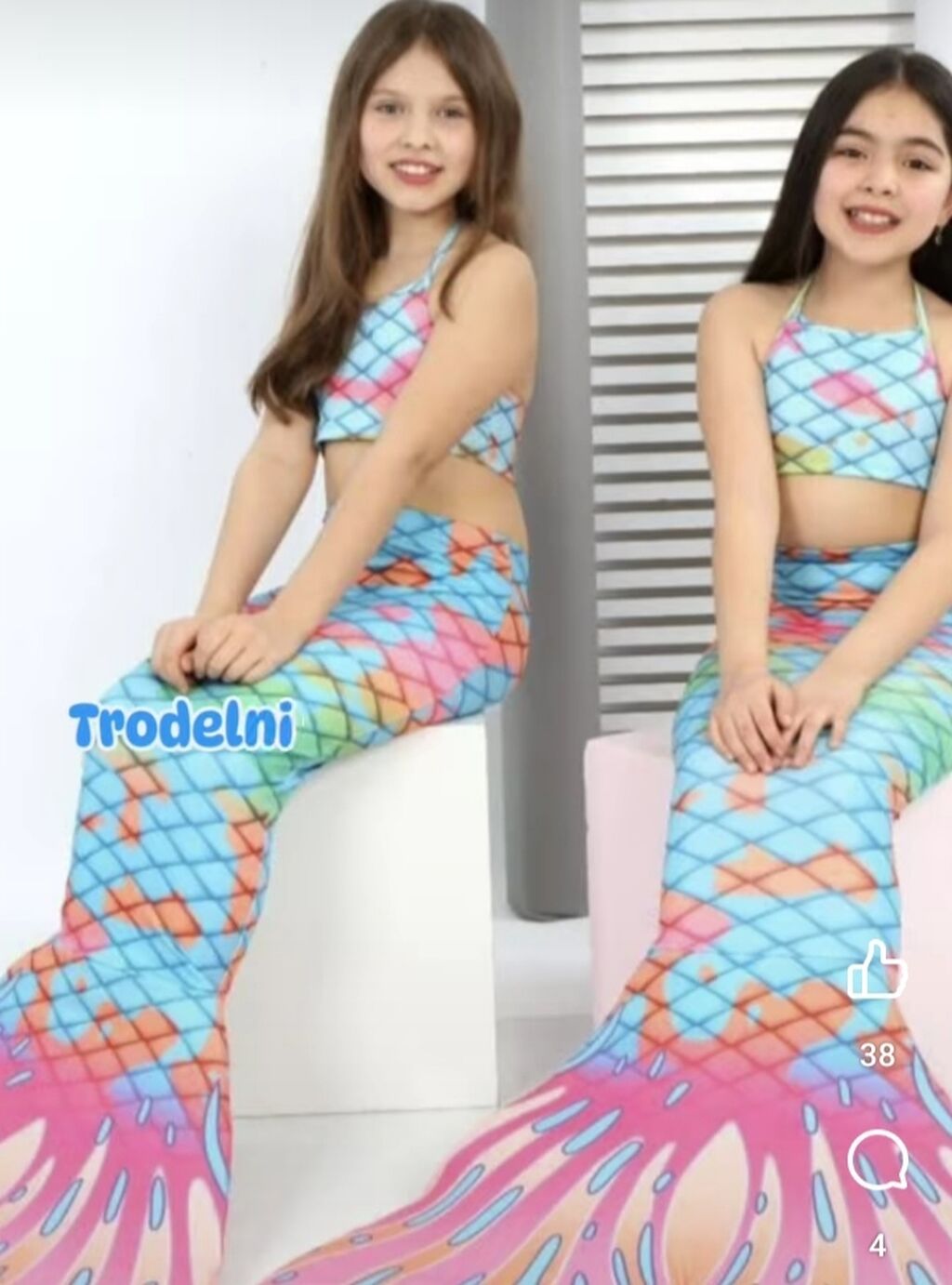 Trodelni sirena kupaći kostimi     ‍♀️ NOVO! Mat 2590 din Svetlucavi