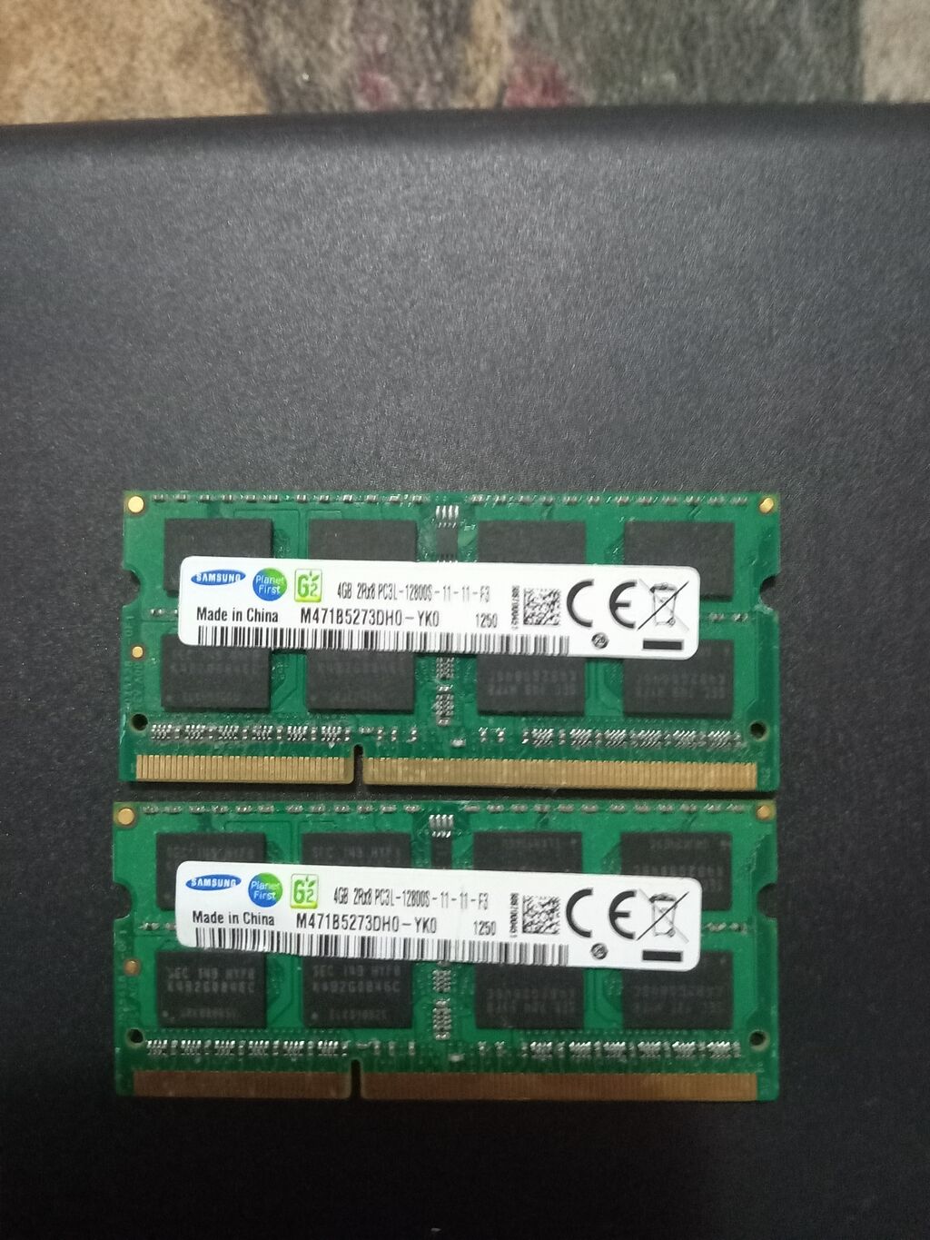 RAM memorija za laptop, Samsung, 2x 4GB. Cena od 2.000 din je za obe