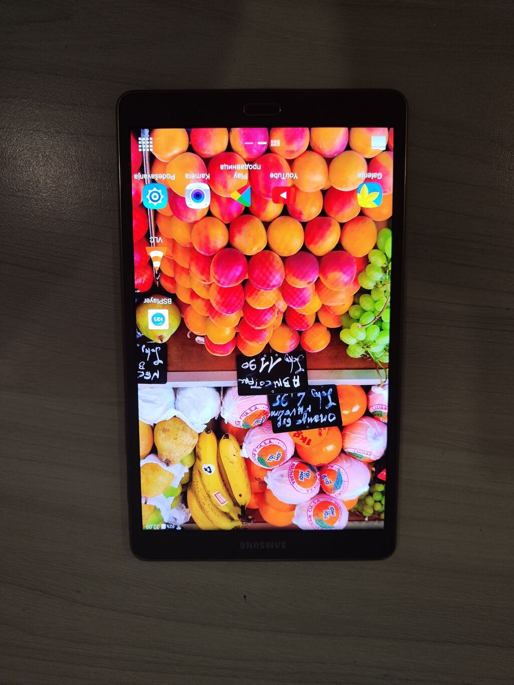 Samsung Tablet perfektno stanje,kao nov,orginalna futrola