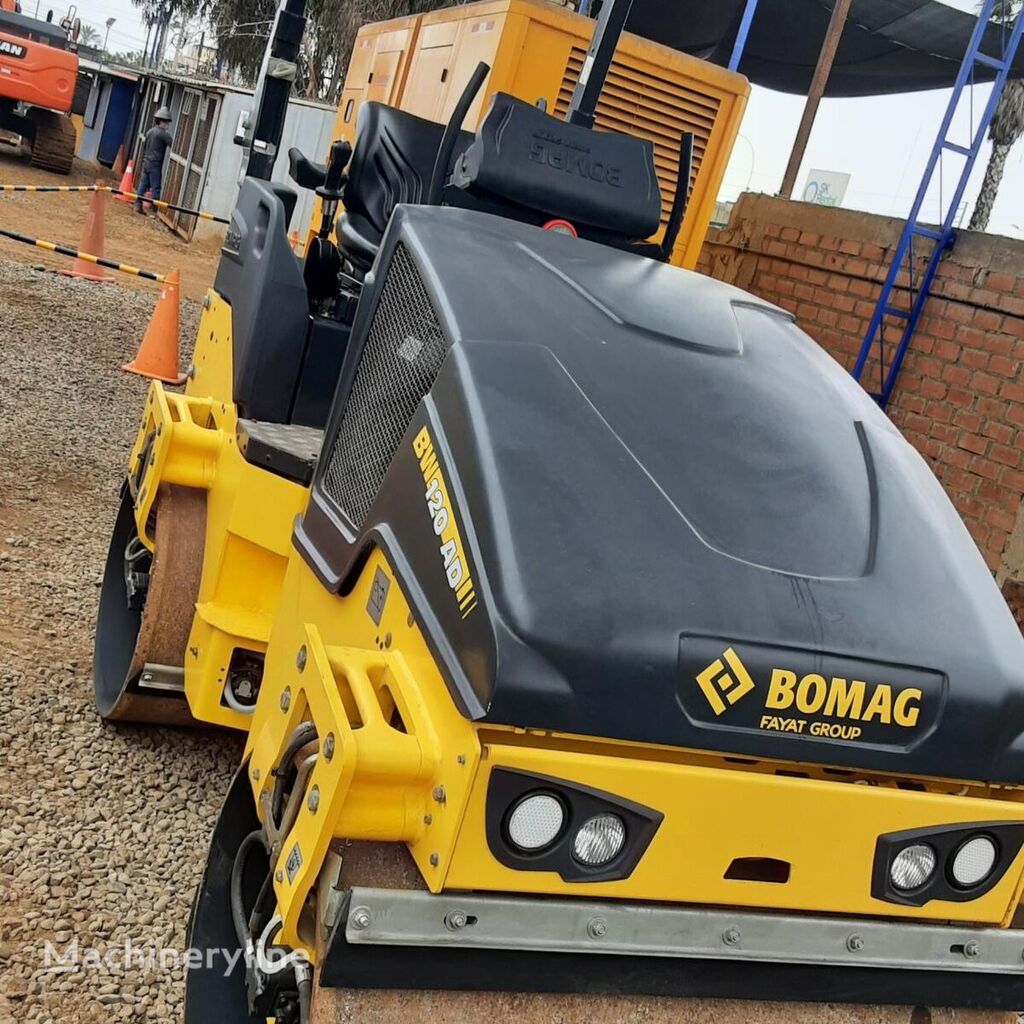 BOMAG BW120AD-5 valjak za asfalt