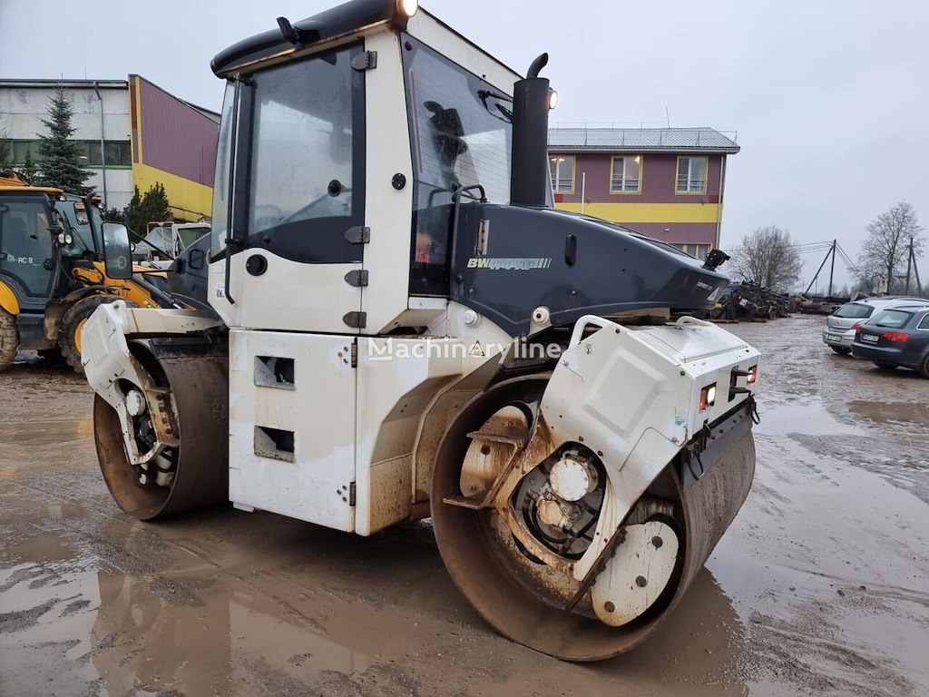 BOMAG BW174AP-AM valjak za asfalt