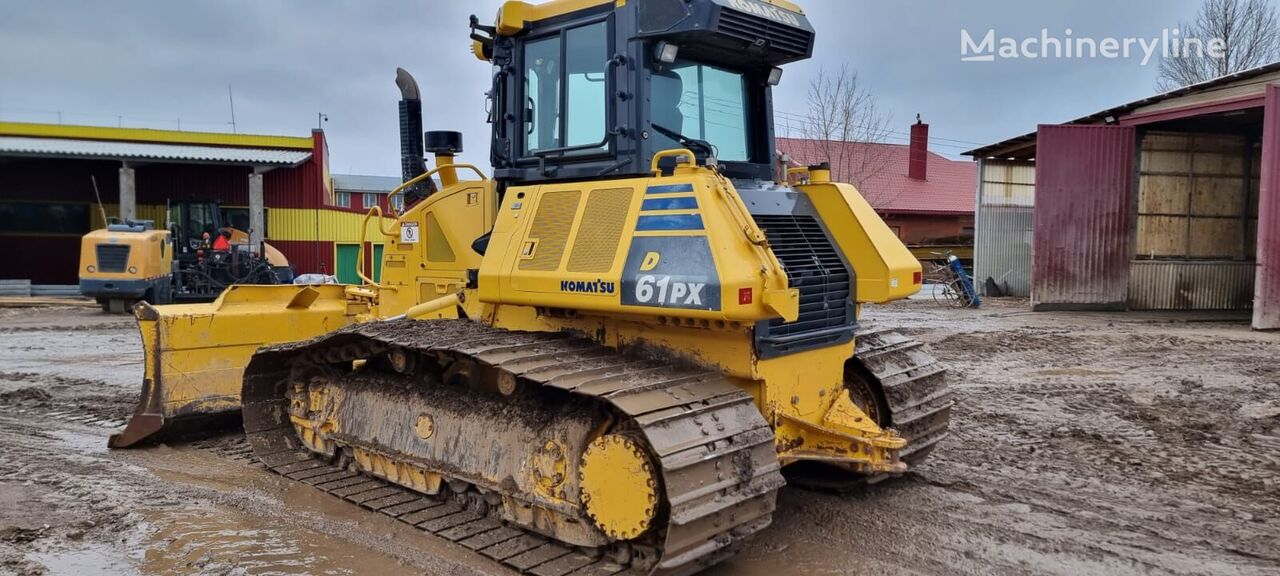 Komatsu D61 PX-24 buldožer