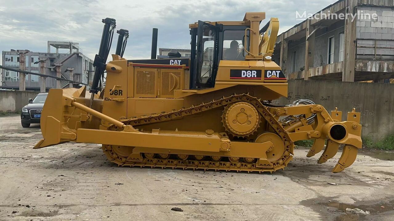 Caterpillar D8R buldožer