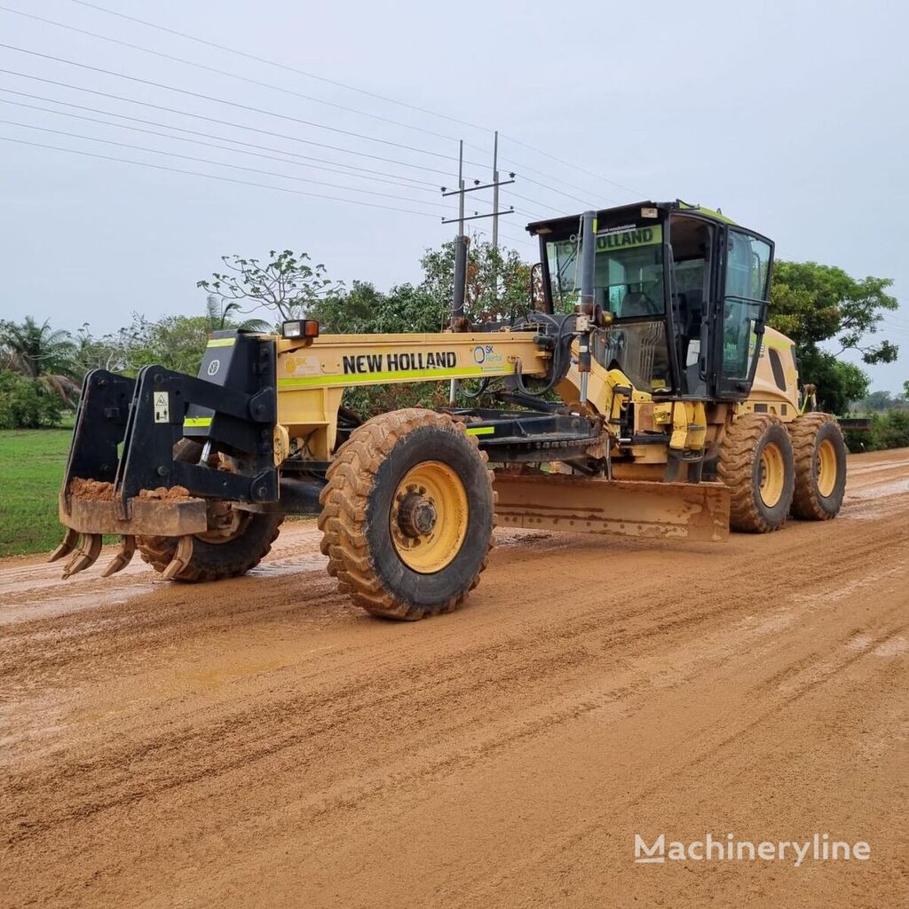 New Holland RG140B grejder