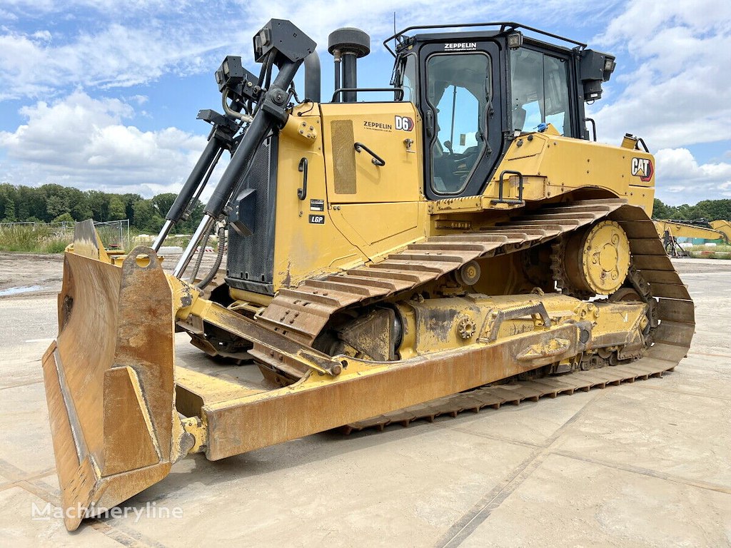 Caterpillar D6 LGP buldožer