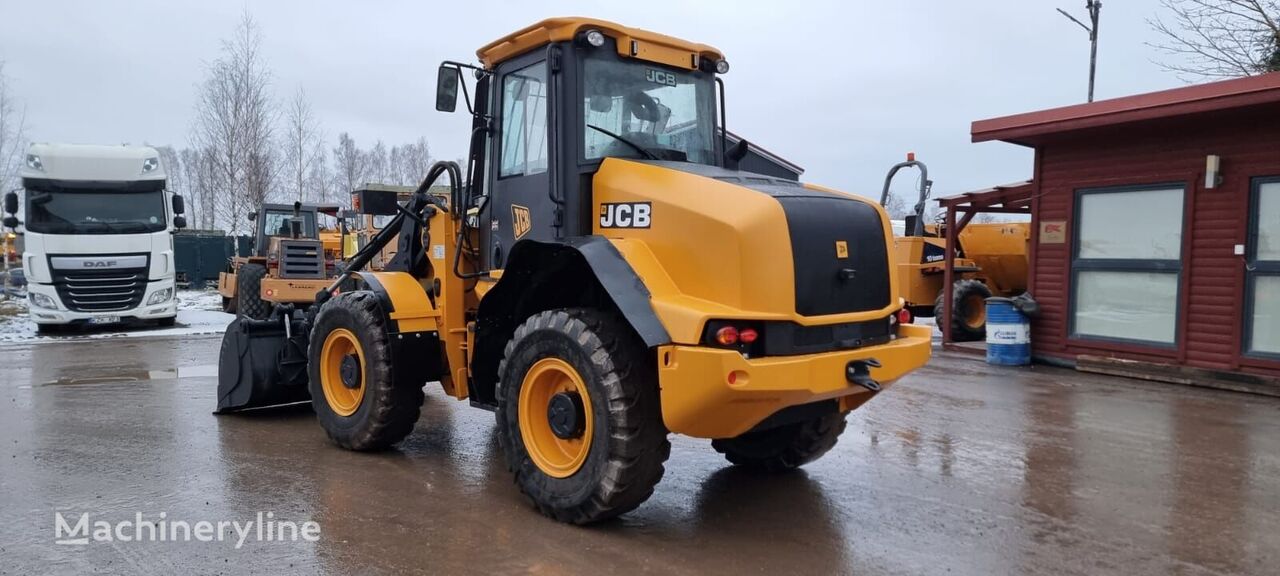 JCB 411 +4 prednji utovarivač