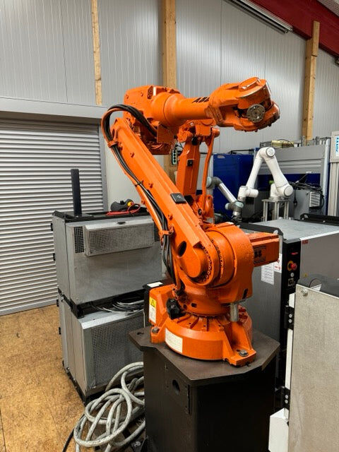 ABB Robotics IRB 2600 12/1.85 IRC5 M2004 industrijski robot