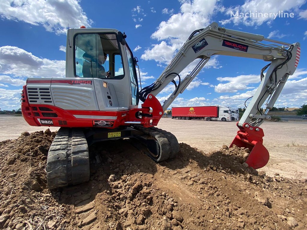 Takeuchi TB 250 mini bager