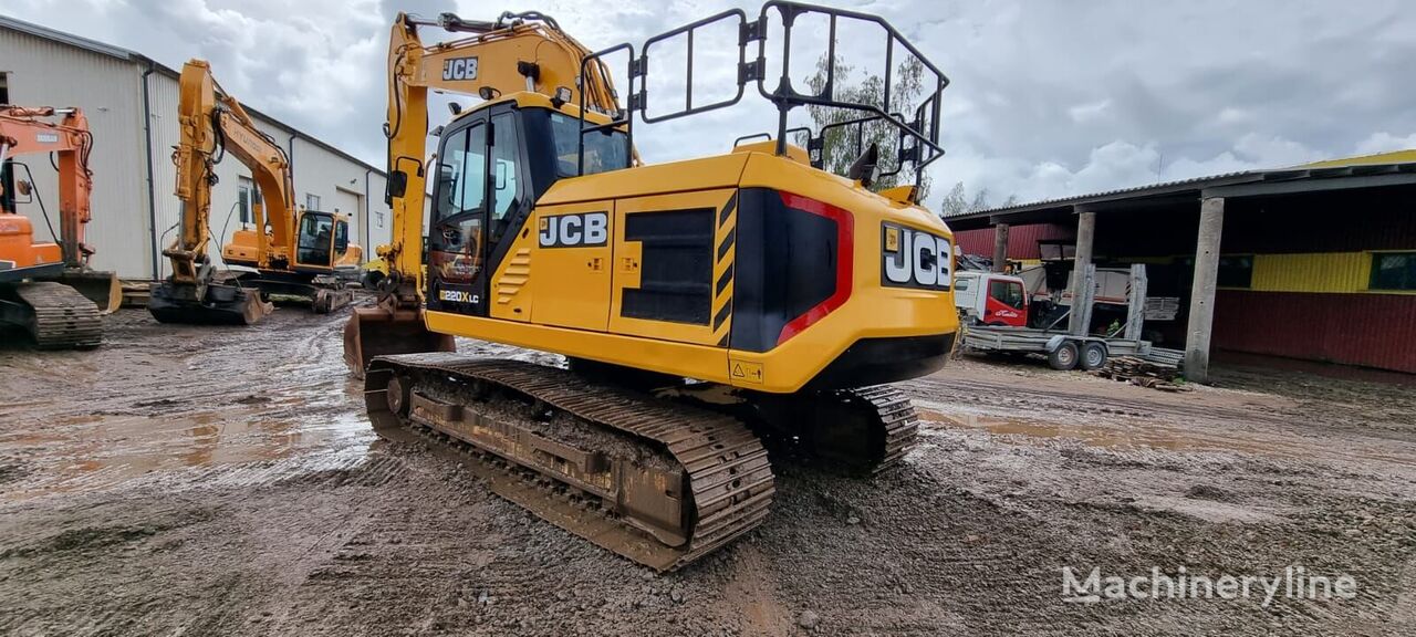 JCB 220X LC bager guseničar