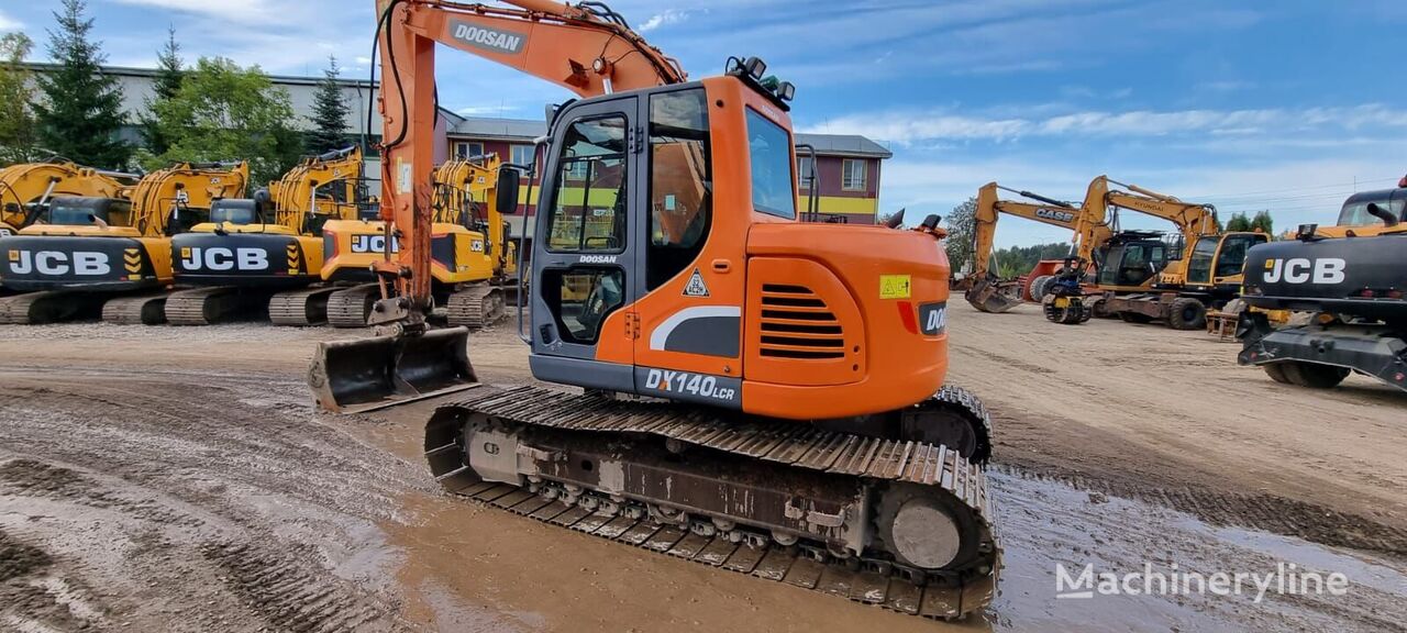 Doosan DX140 LCR bager guseničar