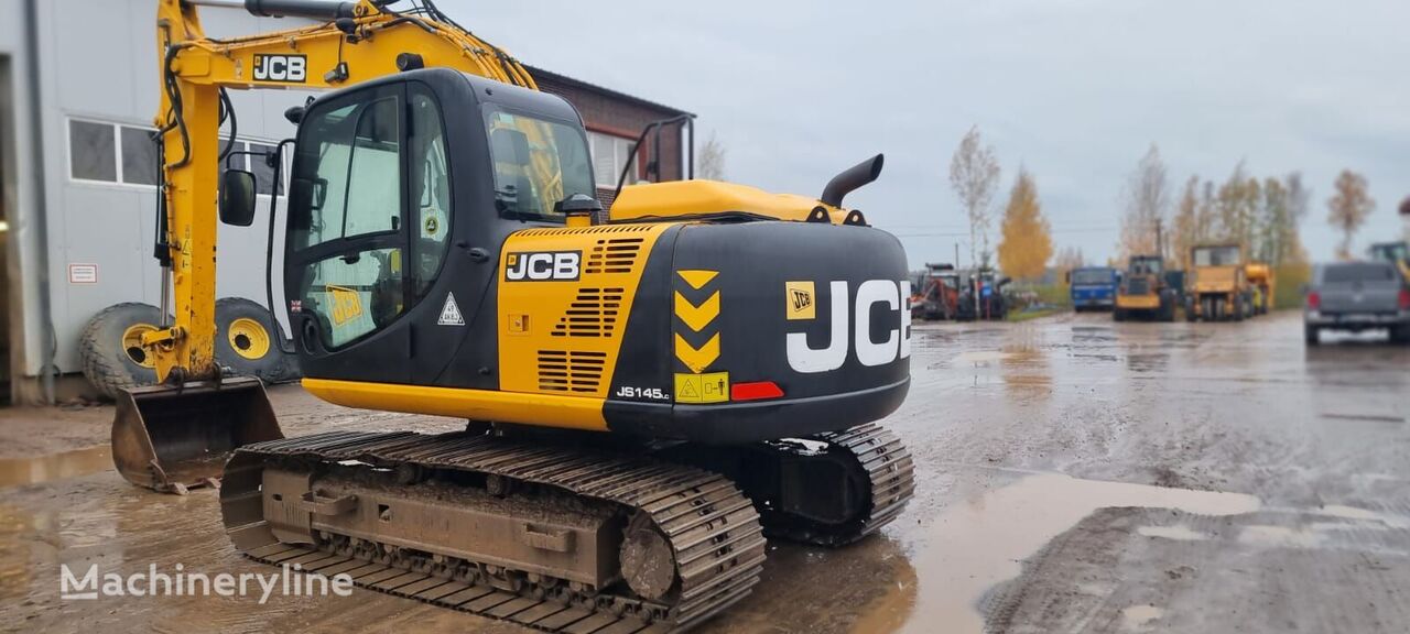 JCB JS145 LC bager guseničar