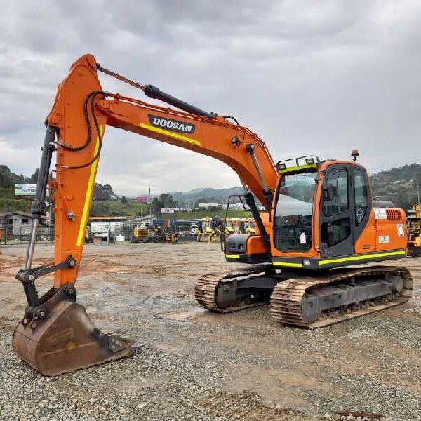 Doosan DX140LC bager guseničar