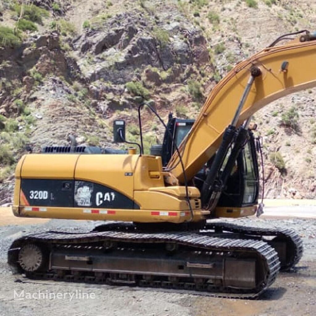 Caterpillar 320DL bager guseničar