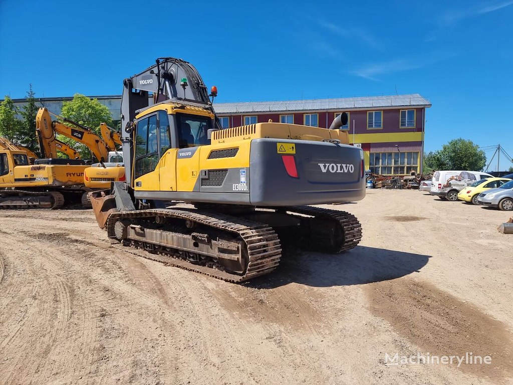 Volvo EC300 DL bager guseničar