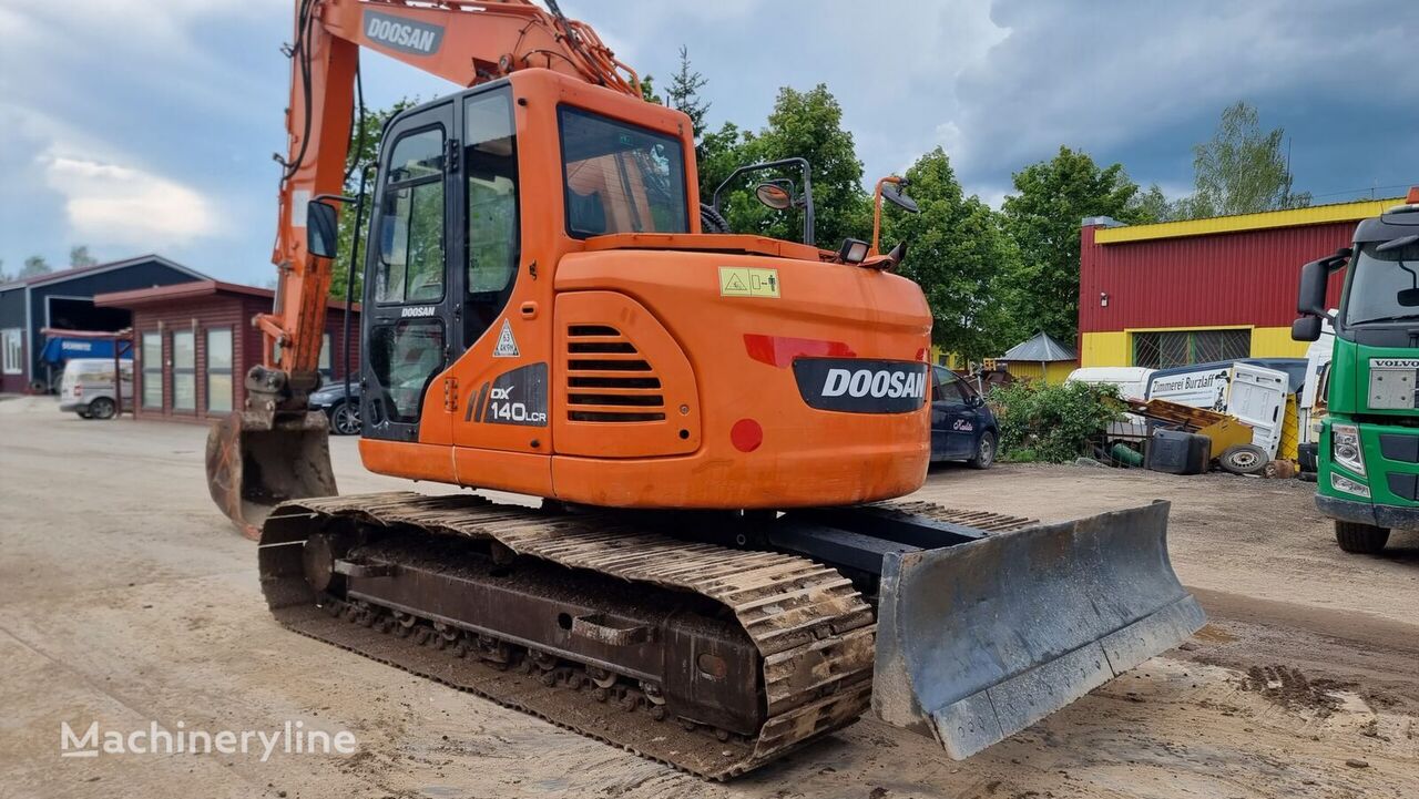 Doosan DX 140LCR-3 bager guseničar