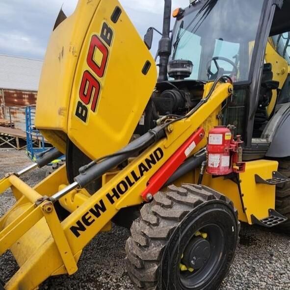 New Holland B90.4 M bager-utovarivač