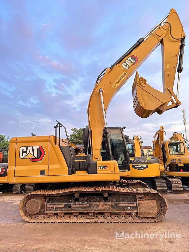 Caterpillar 320GC bager guseničar