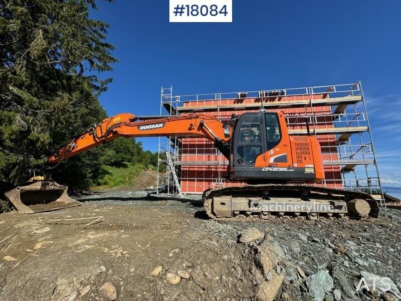 Doosan DX235LCR bager guseničar