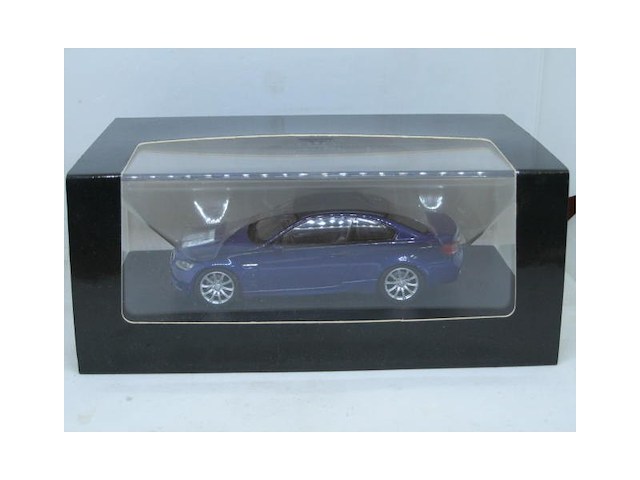 1:43 minichamps BMW M3 E92