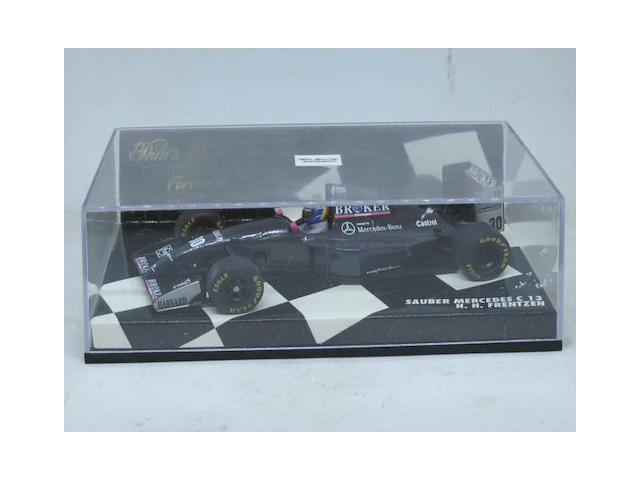 1:43 minichamps sauber C13