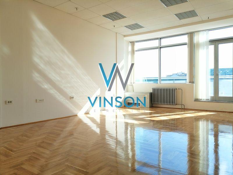 Novi Sad, Sajam - Poslovni prostor u poslovnoj zgradi ID#9100530 1.764 €