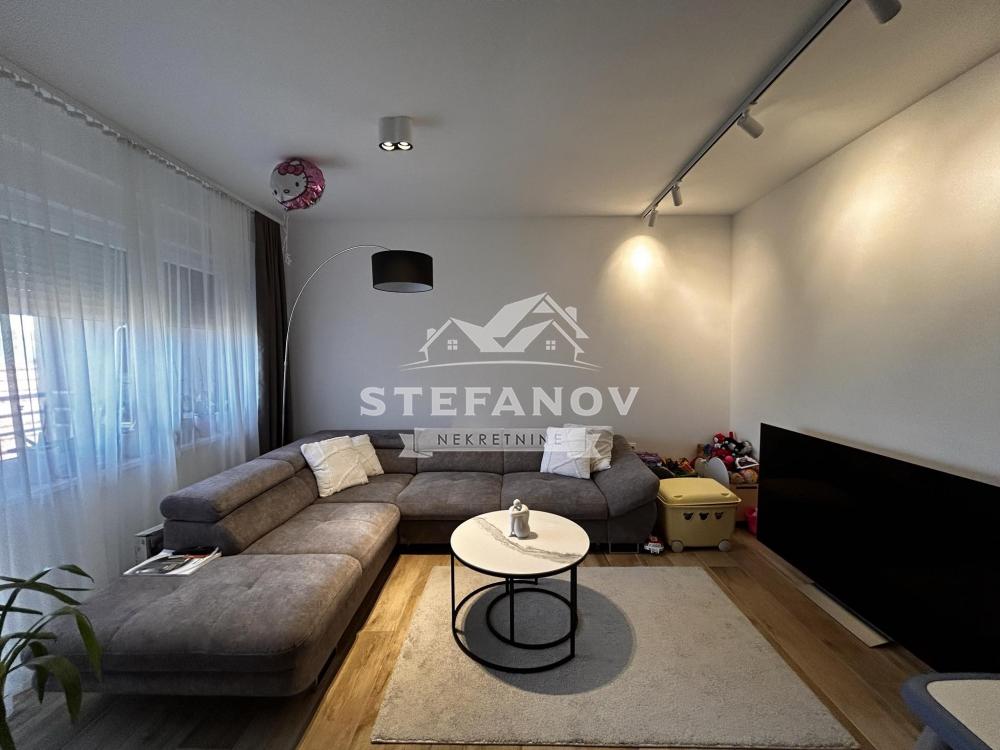 Trosoban lux stan na Zitnom trgu ID#1707
135.000 €