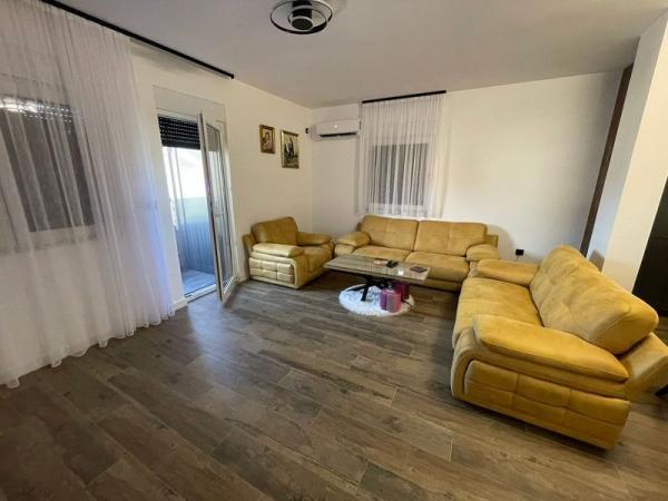 Troiposoban stan na prodaju, 89m2, 298.700€