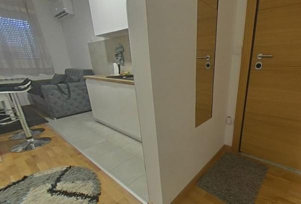 Jednoiposoban stan na prodaju, 30m2, 98.880€