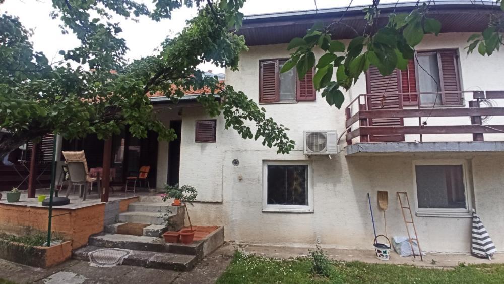 Kuća na prodaju, 178m2, 170.000€