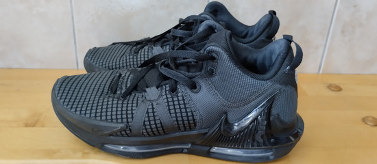 Nike LeBron Witness VII patike kao nove