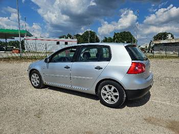 Golf 5 stranac 1.9 TDI 66kw 2005god malo od leda ❲ 2000 EUR ❳