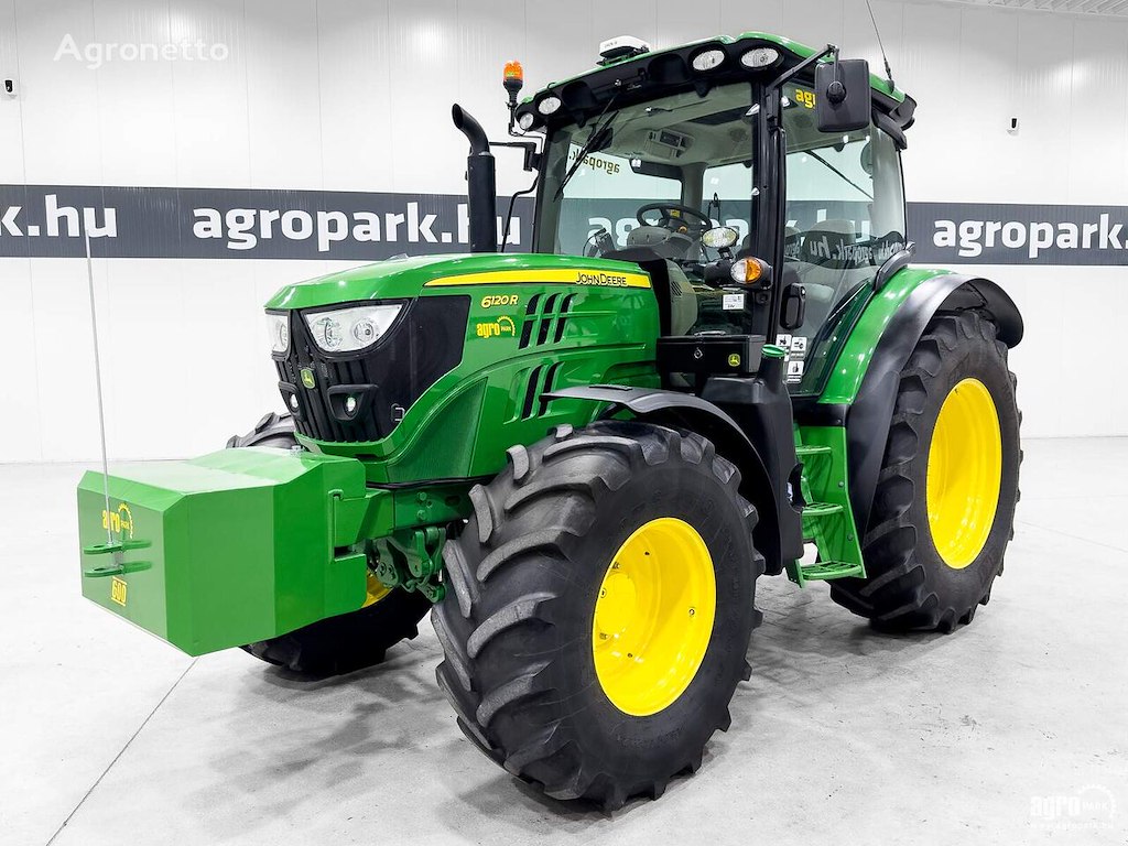 John Deere 6120R traktor točkaš