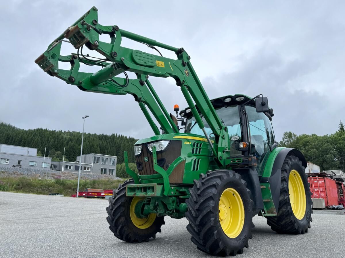 Prodaje se John Deere 6125 - R traktor točkaš na aukciji