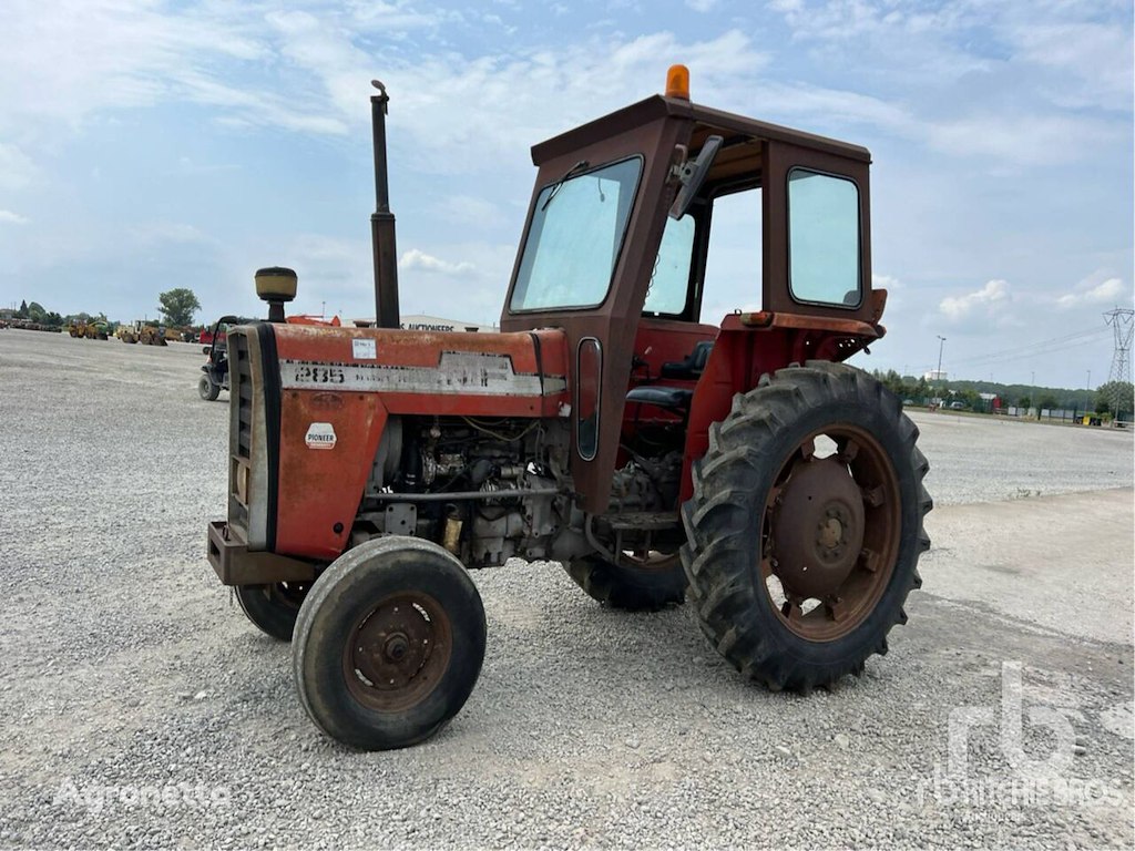 Prodaje se Massey Ferguson 285 traktor točkaš na aukciji