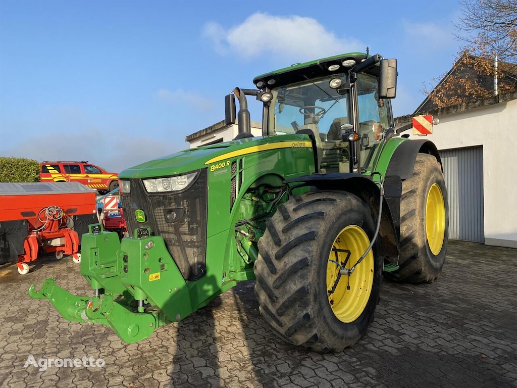 John Deere 8400 R traktor točkaš