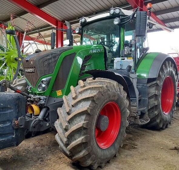 Fendt 828 traktor točkaš