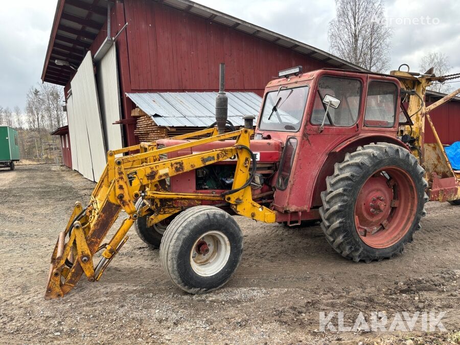 Prodaje se Volvo 600 traktor točkaš na aukciji