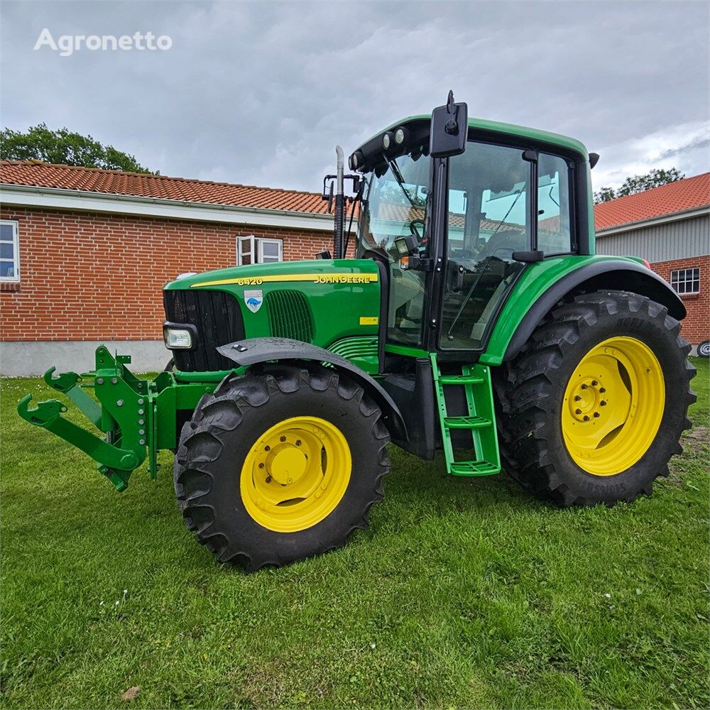 Prodaje se John Deere 6420 traktor točkaš na aukciji