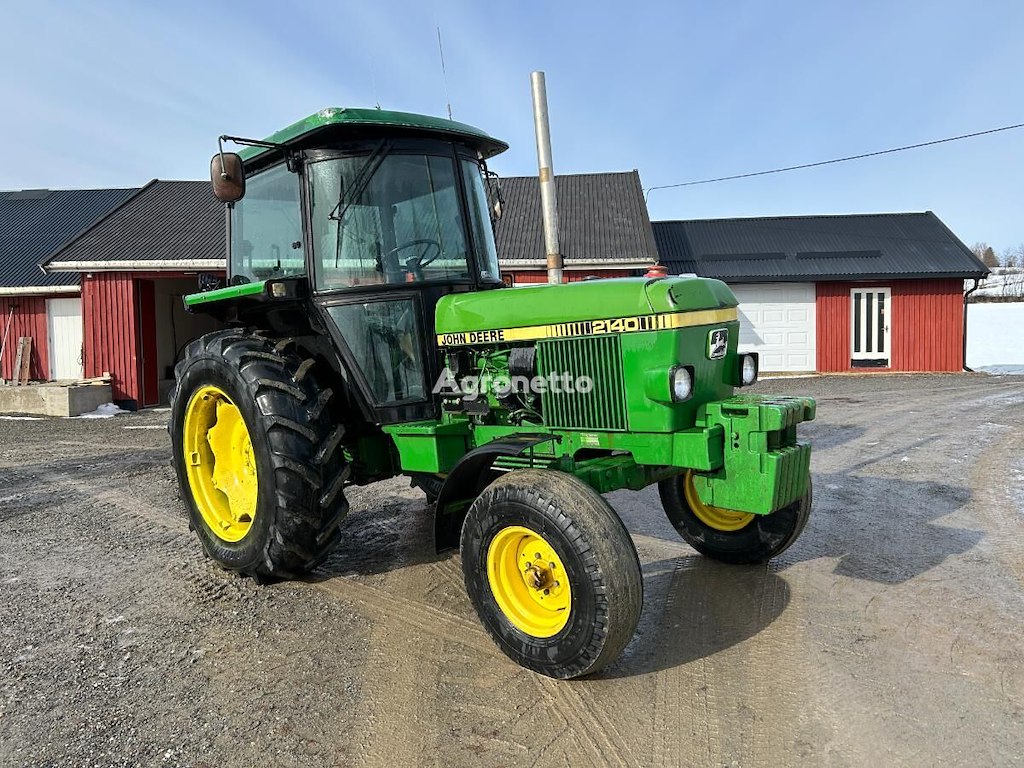 Prodaje se John Deere 2140 traktor točkaš na aukciji