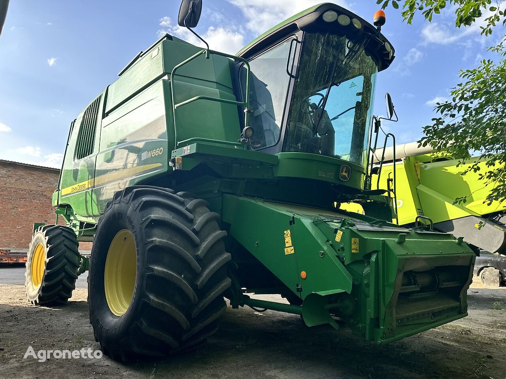 John Deere W660 kombajn za žito