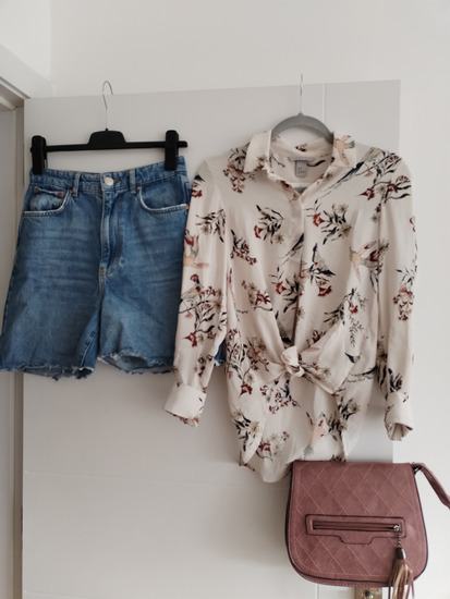 H&M kosulja sa printom NOVO