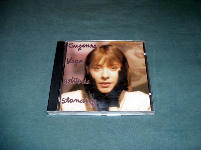 SUZANNE VEGA - Solitude Standing