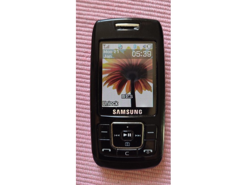 Samsung E251(procitaj opis,vazno je)