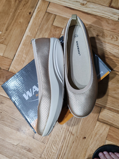 **WALKMAXX NOVE**